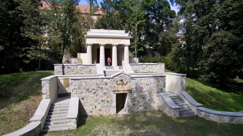 Jihoslovanské mauzoleum | Olomouc Tourism